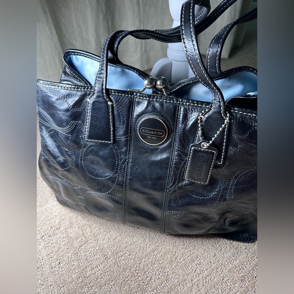 Coach Black Patent Leather - Gem